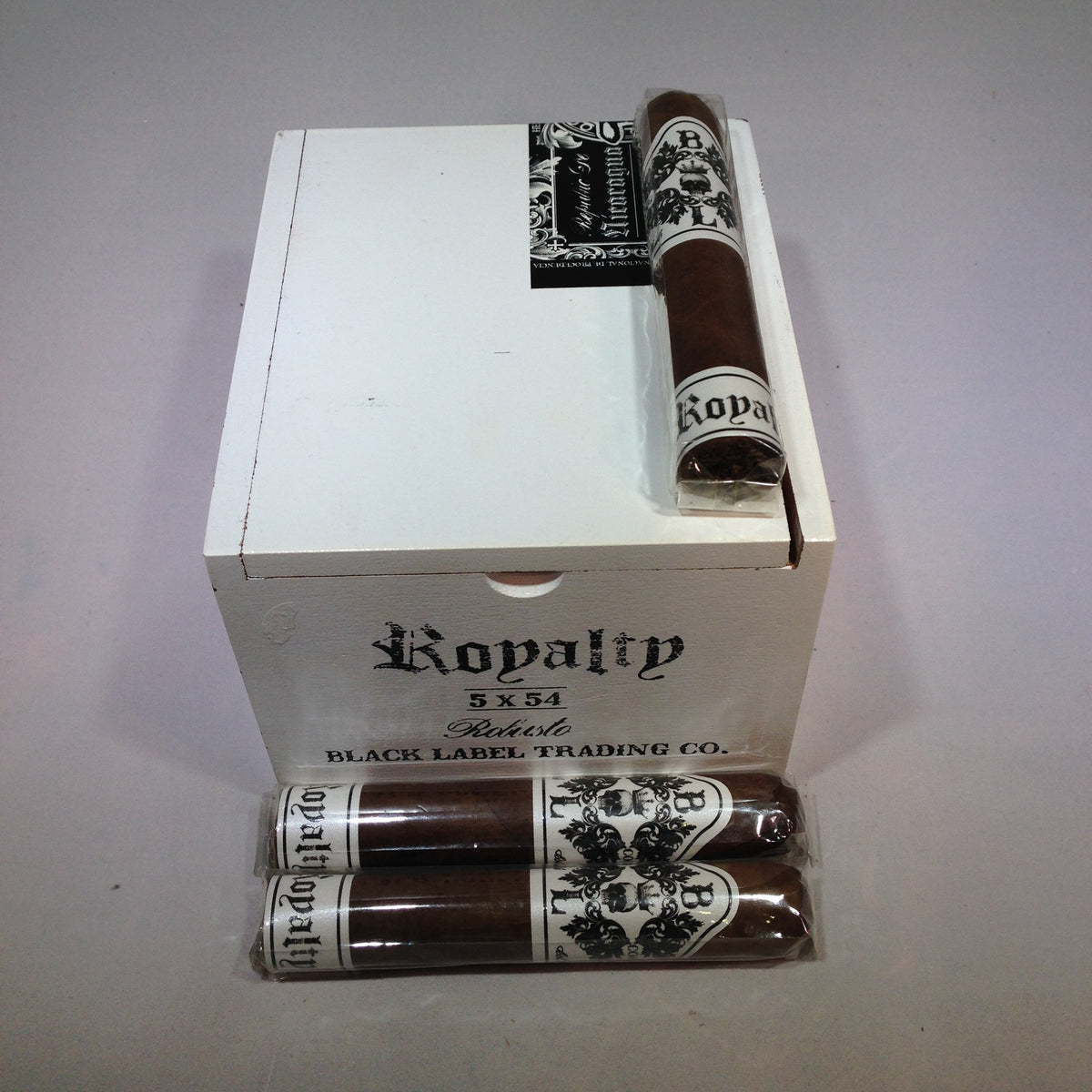 BLTC Royalty – BnB International Cigars